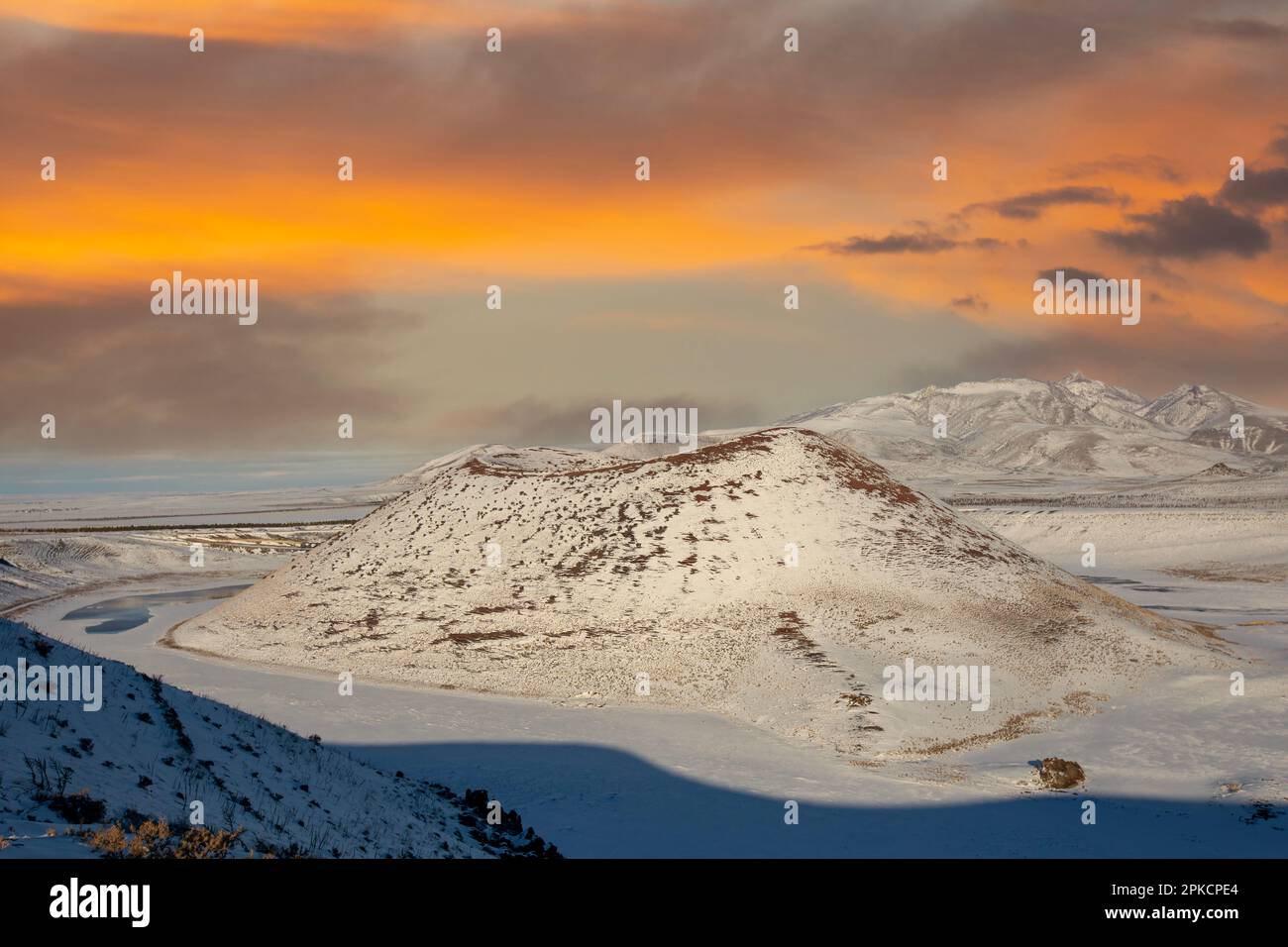 Meke Lake, Volcanic Crater, Konya City, Turkey Stock Photo - Alamy