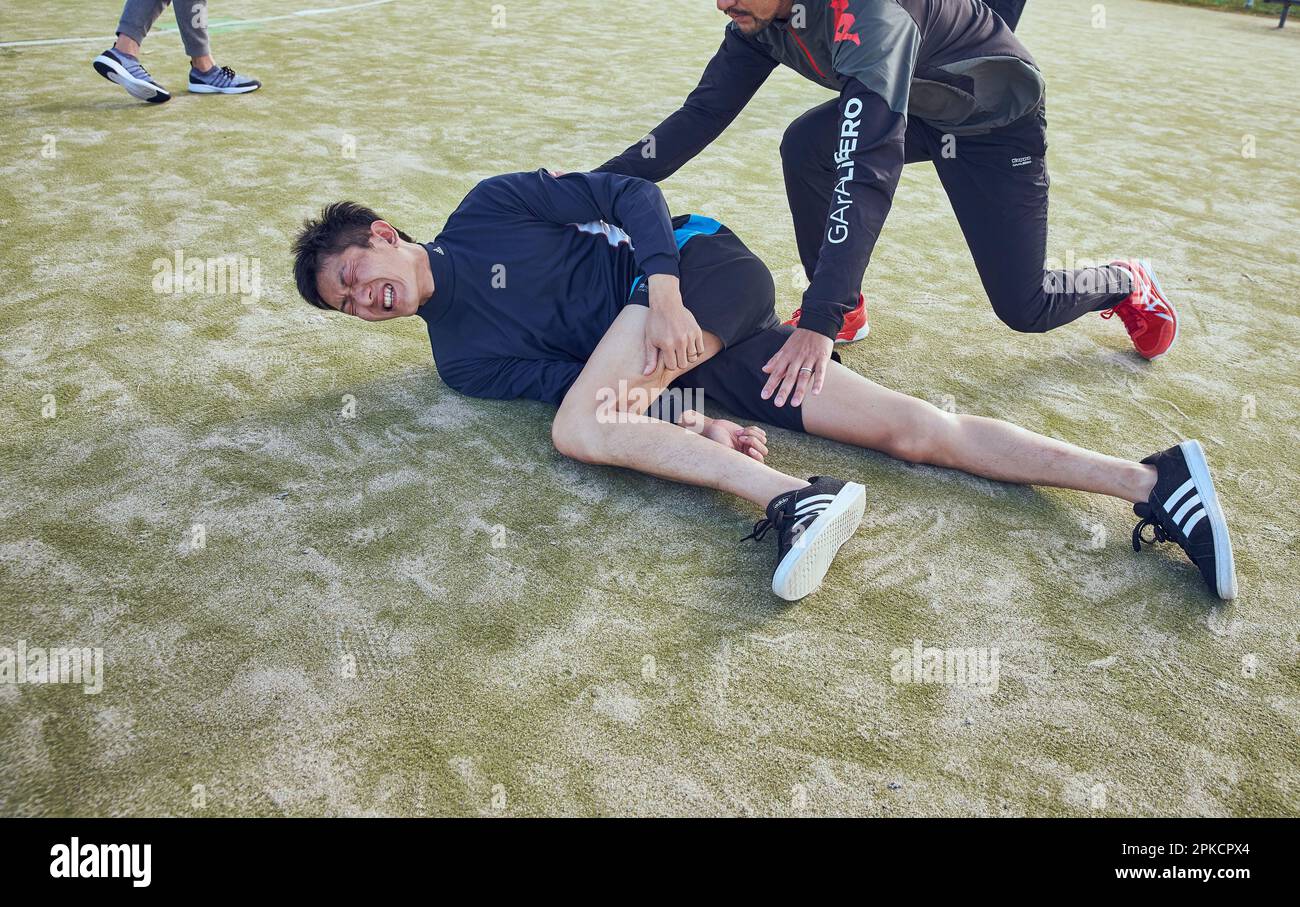 Sportsman injury hi-res stock photography and images - Alamy