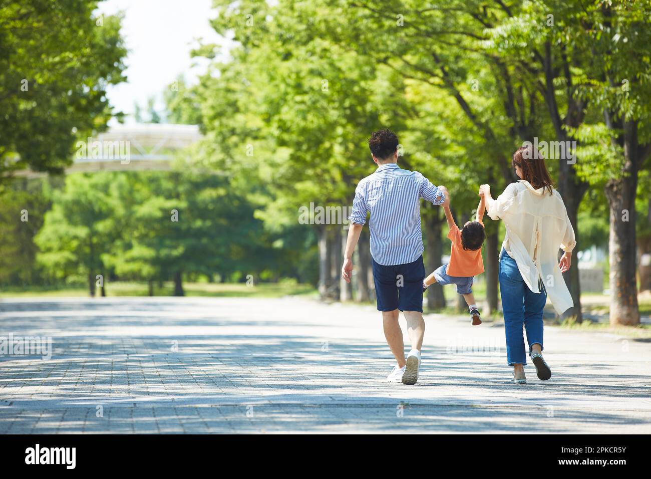 Father son walk hand in hi-res stock photography and images - Alamy