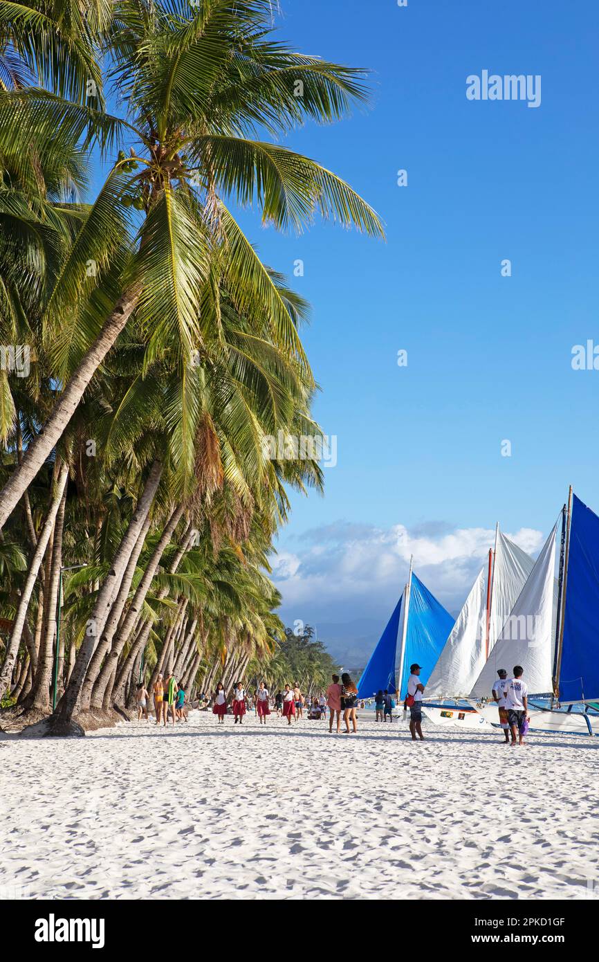 Traditional boats at White Beach, Station 2, Barangay Balabag, Boracay ...