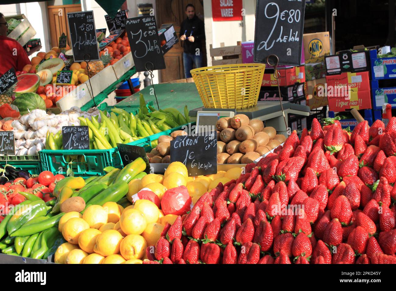 Fruit and vegetable stall, Marche des Capucins, Marseille, France Stock ...