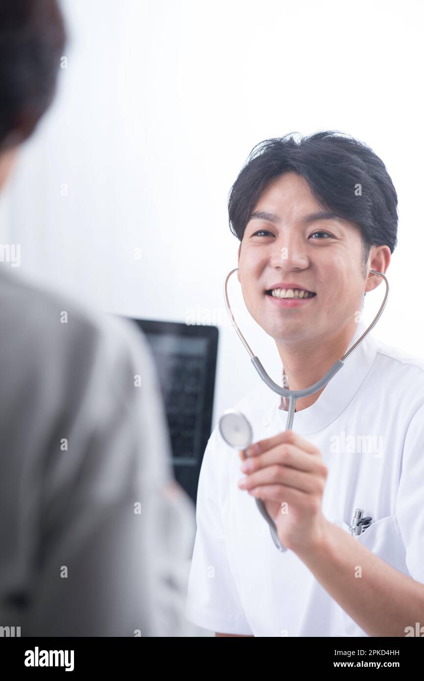 Senior patient exam room woman ( man) hi-res stock photography and ...
