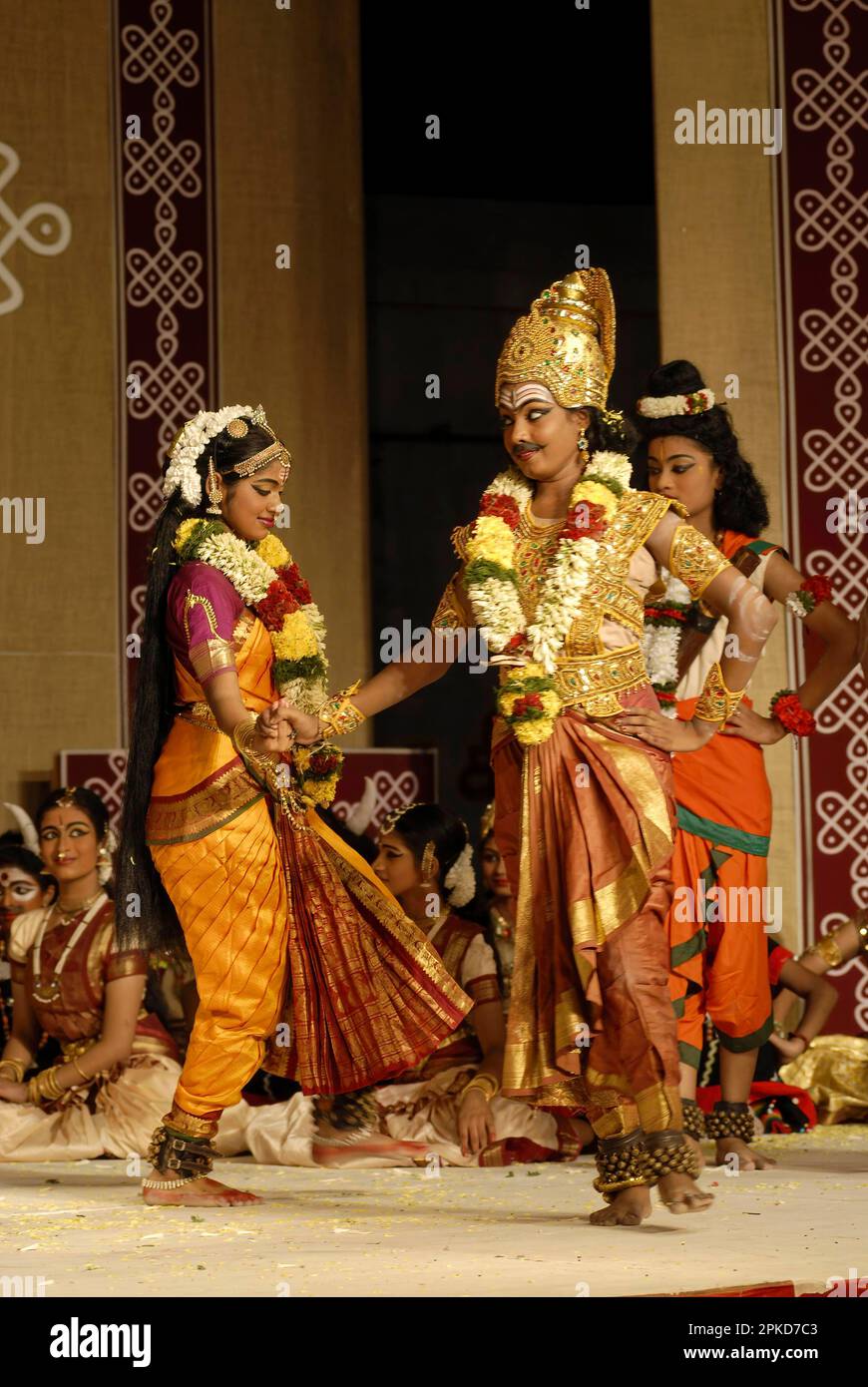 Tamil nadu dance folk dance hi-res stock photography and images - Alamy