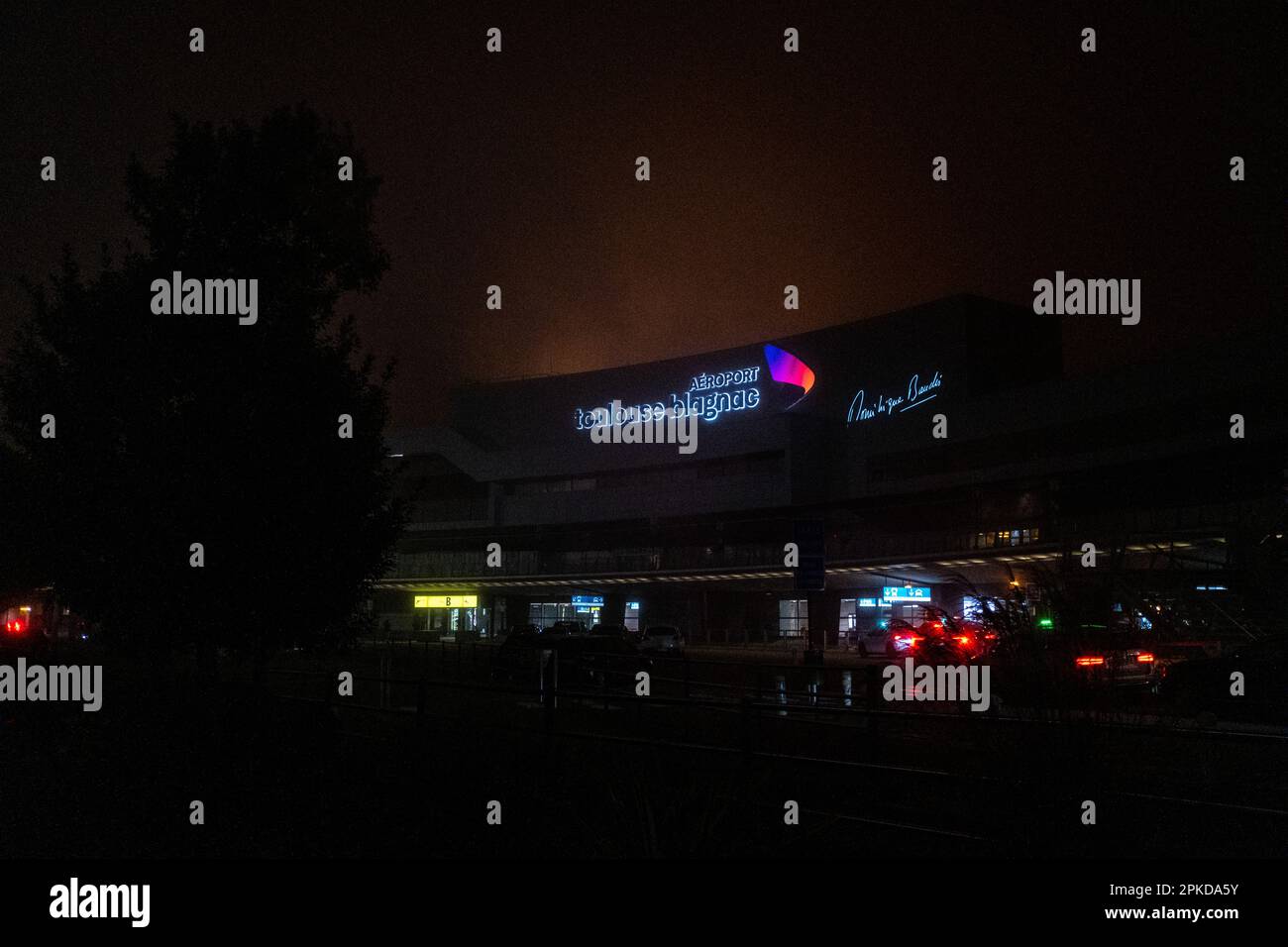 France, Occitania, Blagnac on 2022-01-27. Landing of an aircraft from ...