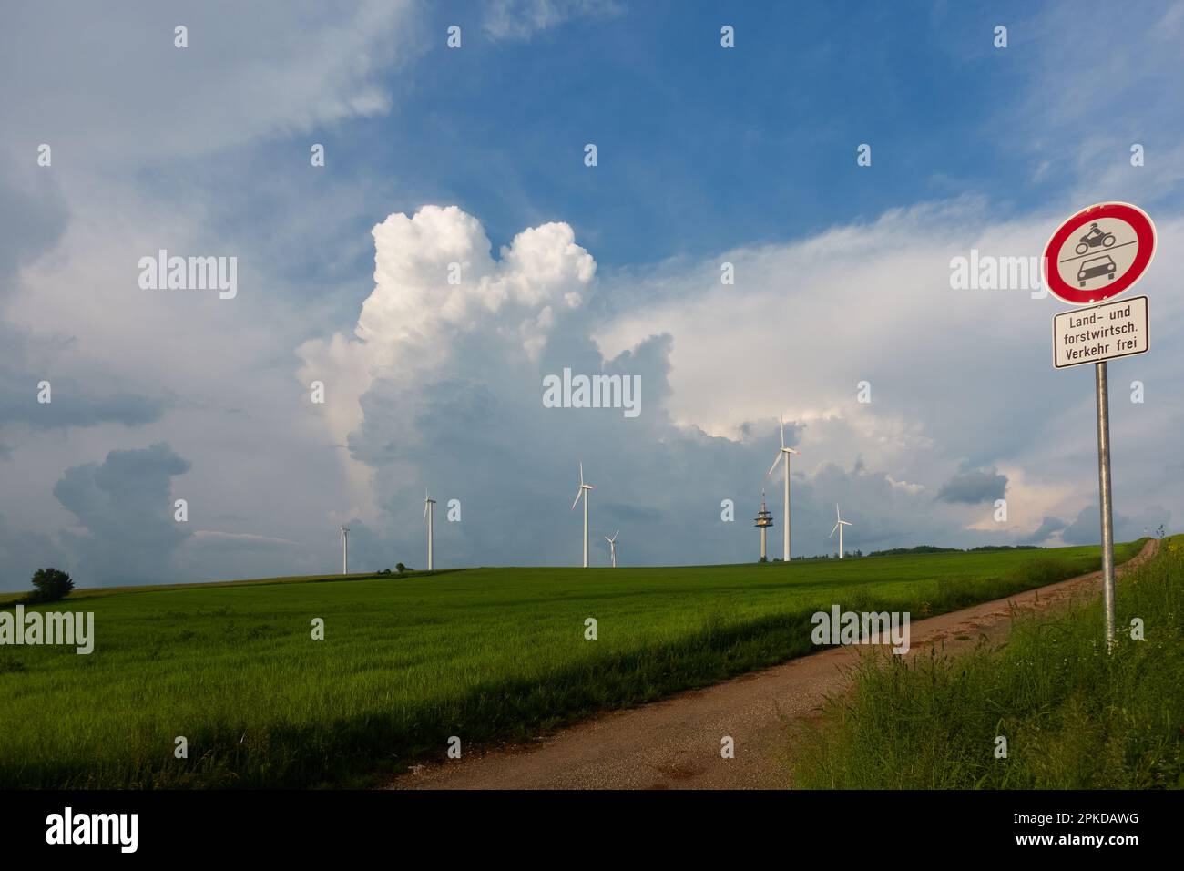 Wind verkehr hi-res stock photography and images - Alamy