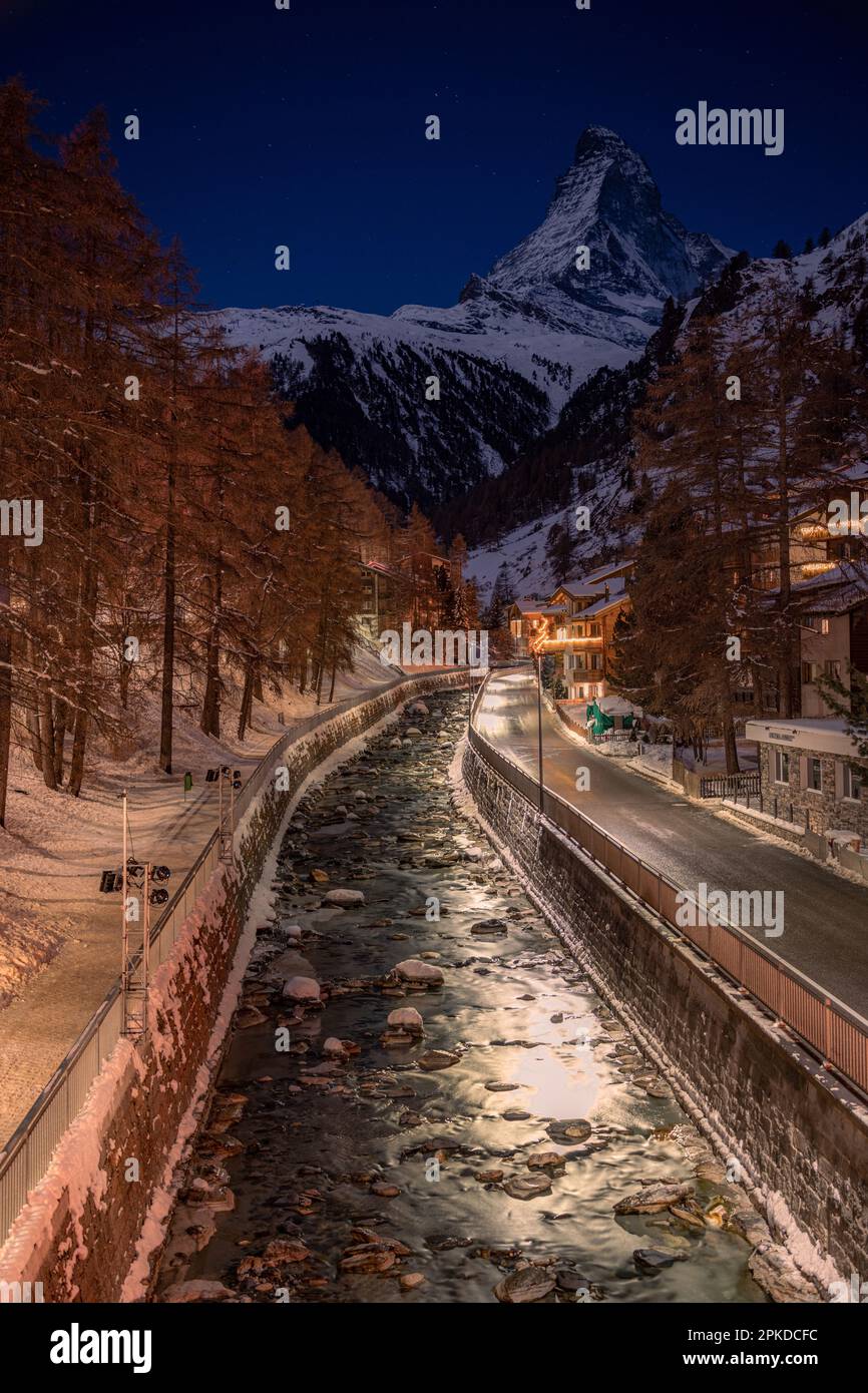 Winter snow zermatt town night hi-res stock photography and images - Alamy