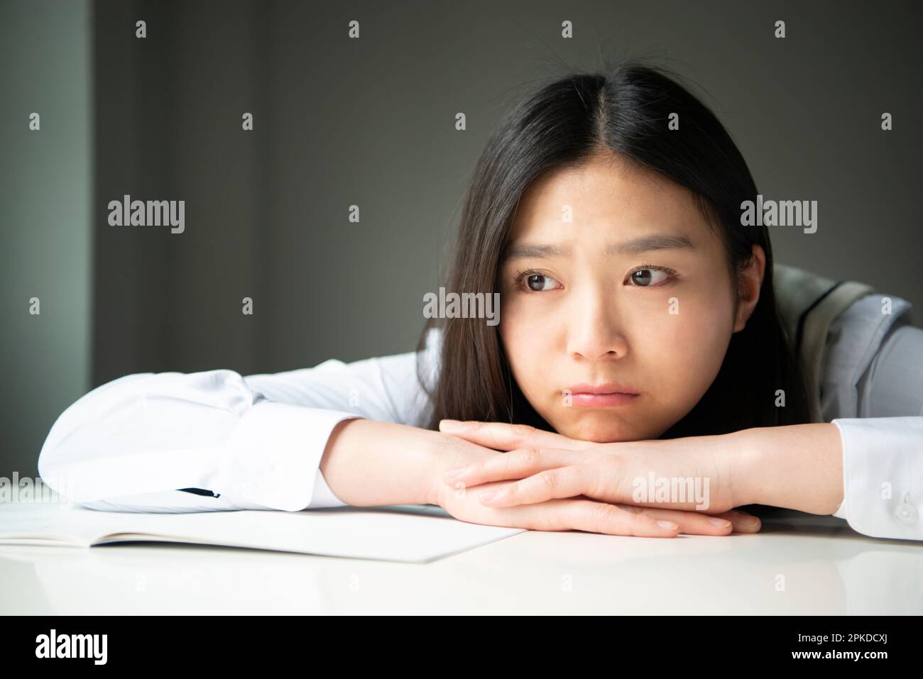 High school look people hi-res stock photography and images - Alamy