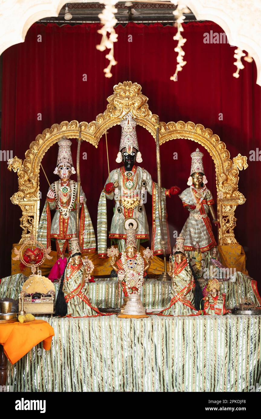 Idols of Lord Ram, Seeta and Lakshman in Shri Sitaramji Mandir ...