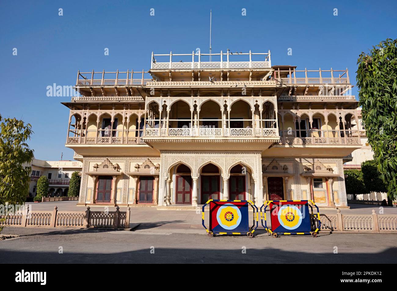 Mubarak mahal courtyard hi-res stock photography and images - Alamy