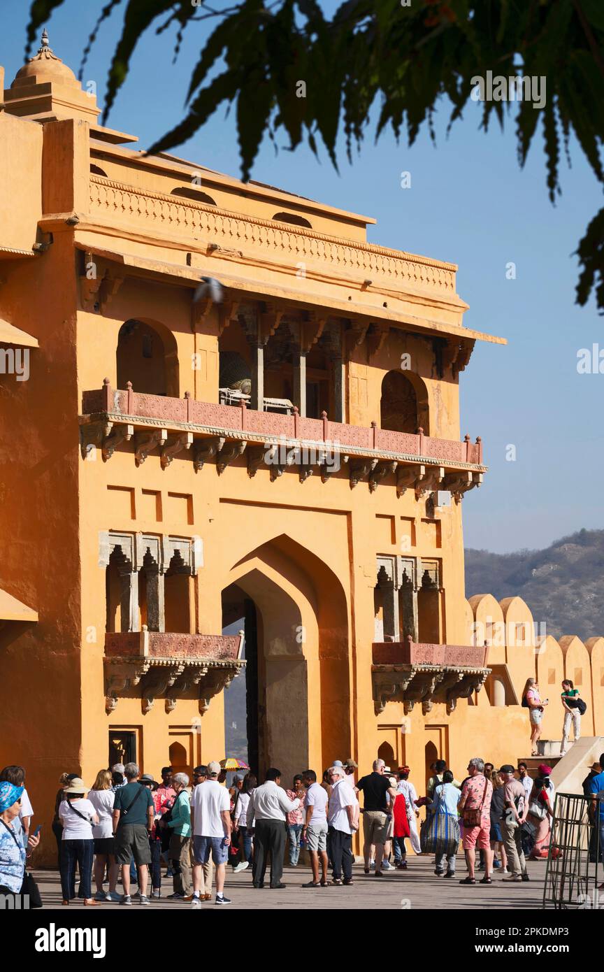 Chanda dynasty hi-res stock photography and images - Alamy