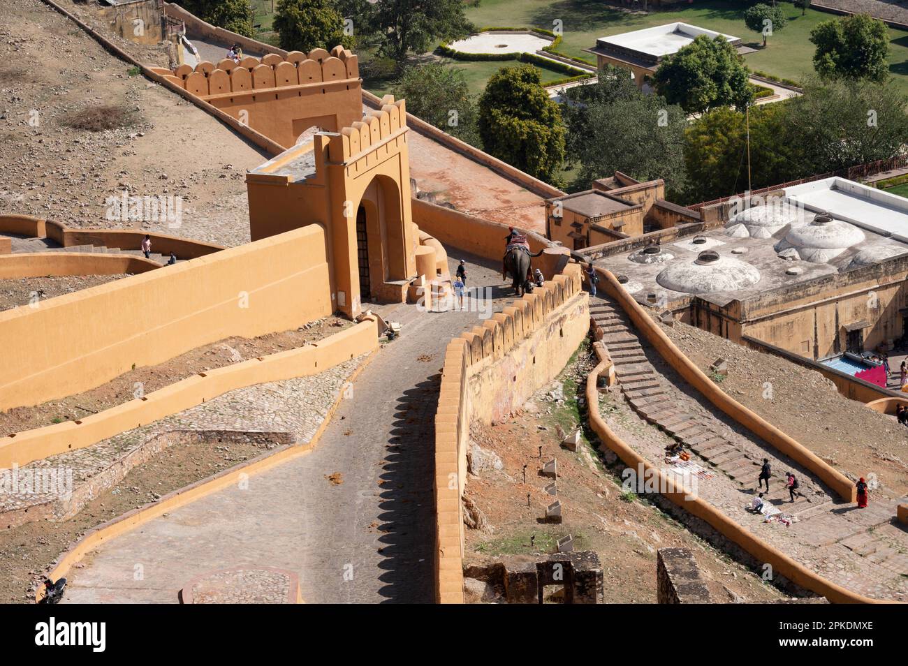 Chanda dynasty hi-res stock photography and images - Alamy