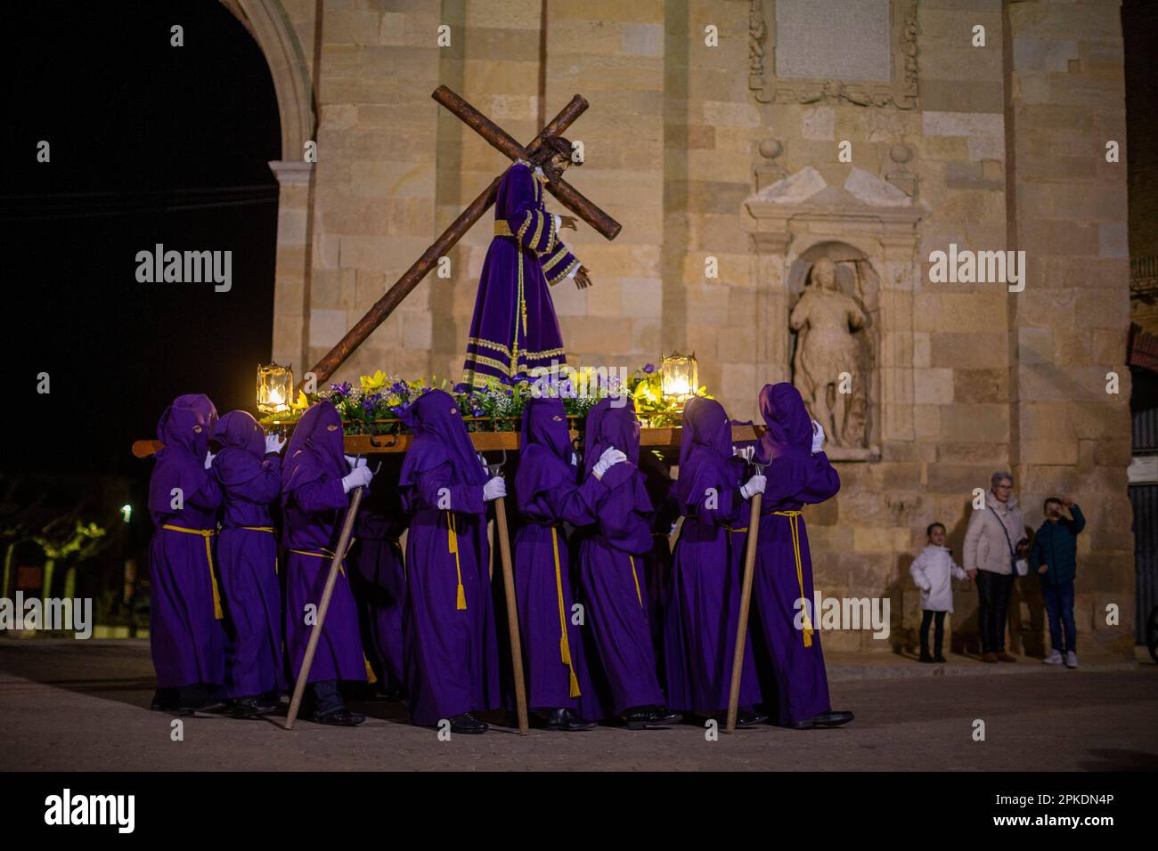 The penitents carry the procession of the image of "Jesus of Nazareth ...