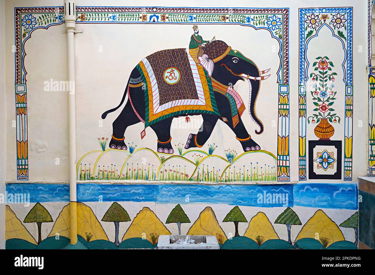 Freshly re-painted Haveli in Shekhawati, decorated with painted ...