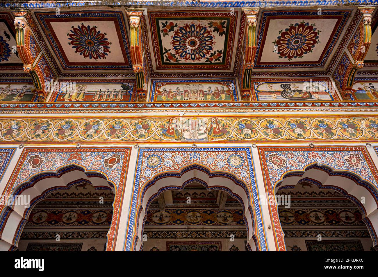 Colourful paintings on the inner wall of Dr. Ramnath Podar Haveli ...