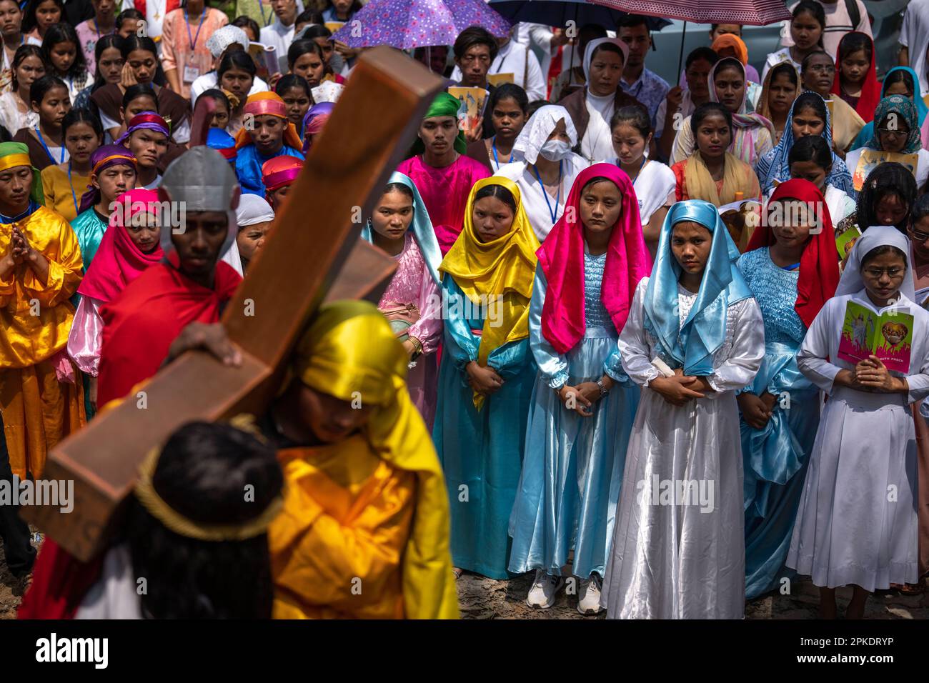 Indian Christians reenact the crucifixion of Jesus Christ to mark Good ...