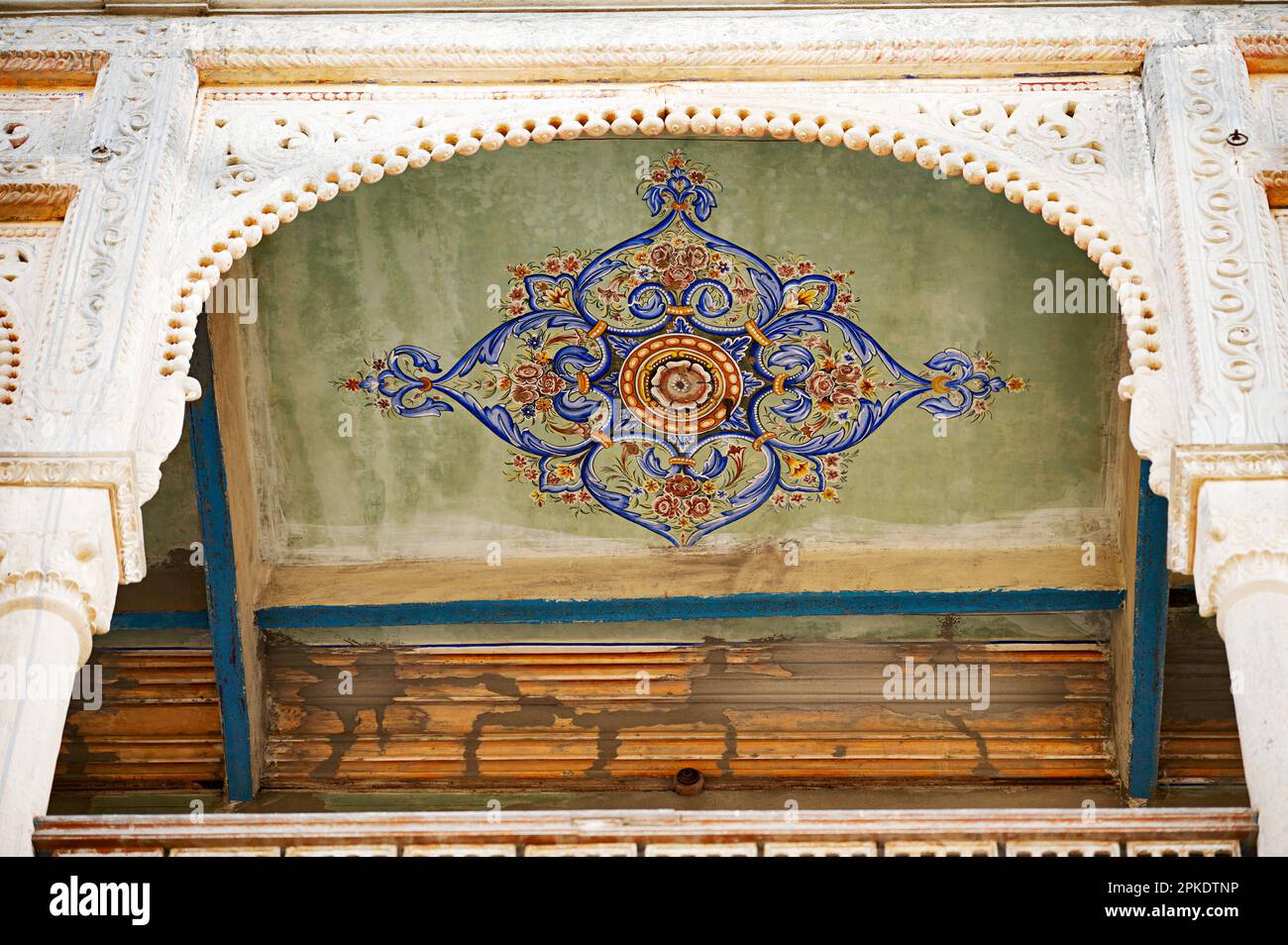 Beautiful painting on ceiling of an entrance gate of Sheikh Saria ...