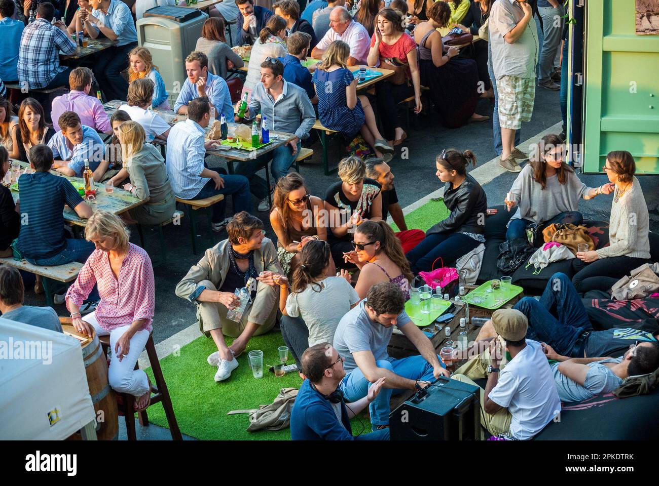 Paris, France, High Angle, Large Crowd Young Adults drinking, Sharing ...