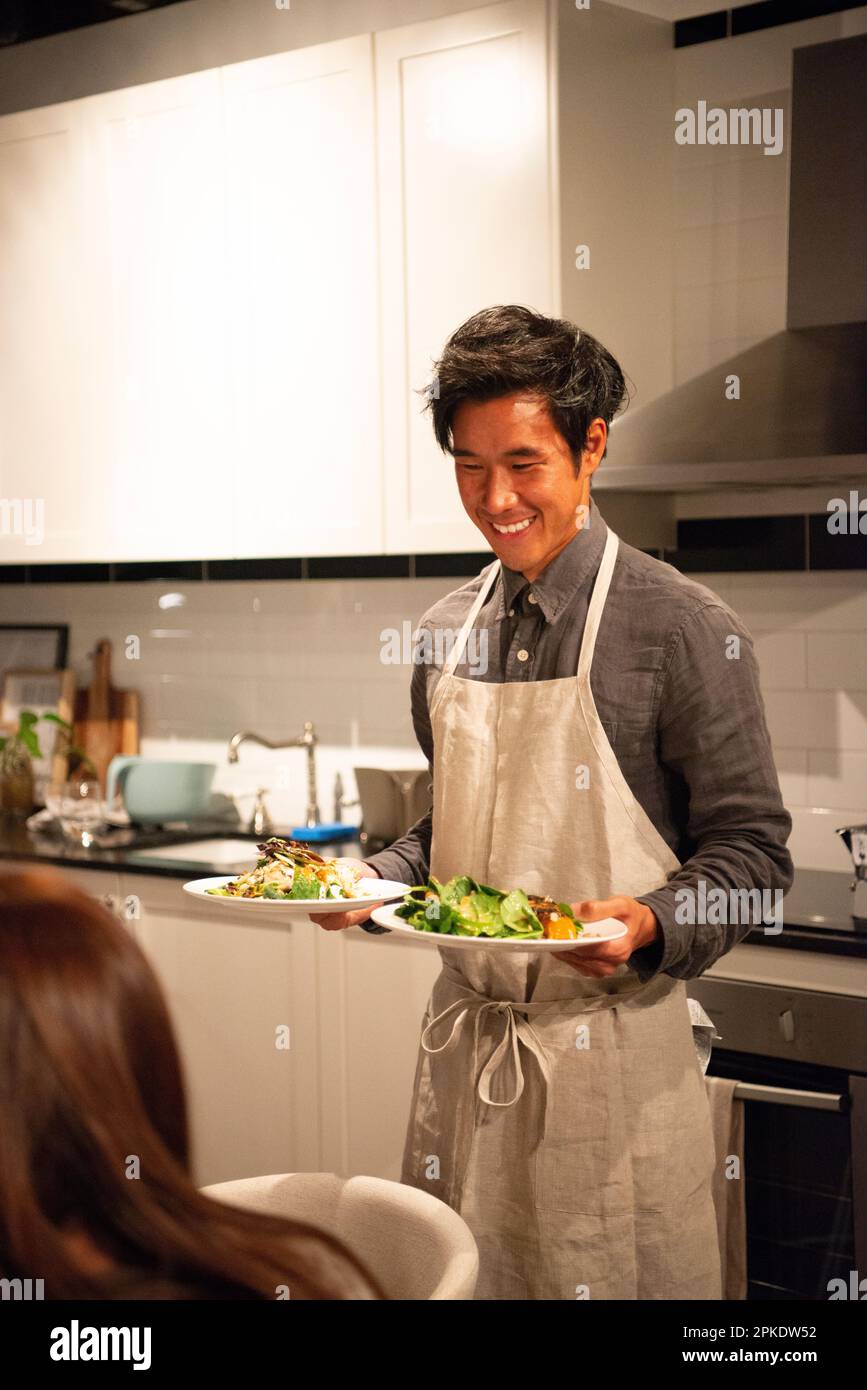 Carry dishes hi-res stock photography and images - Alamy