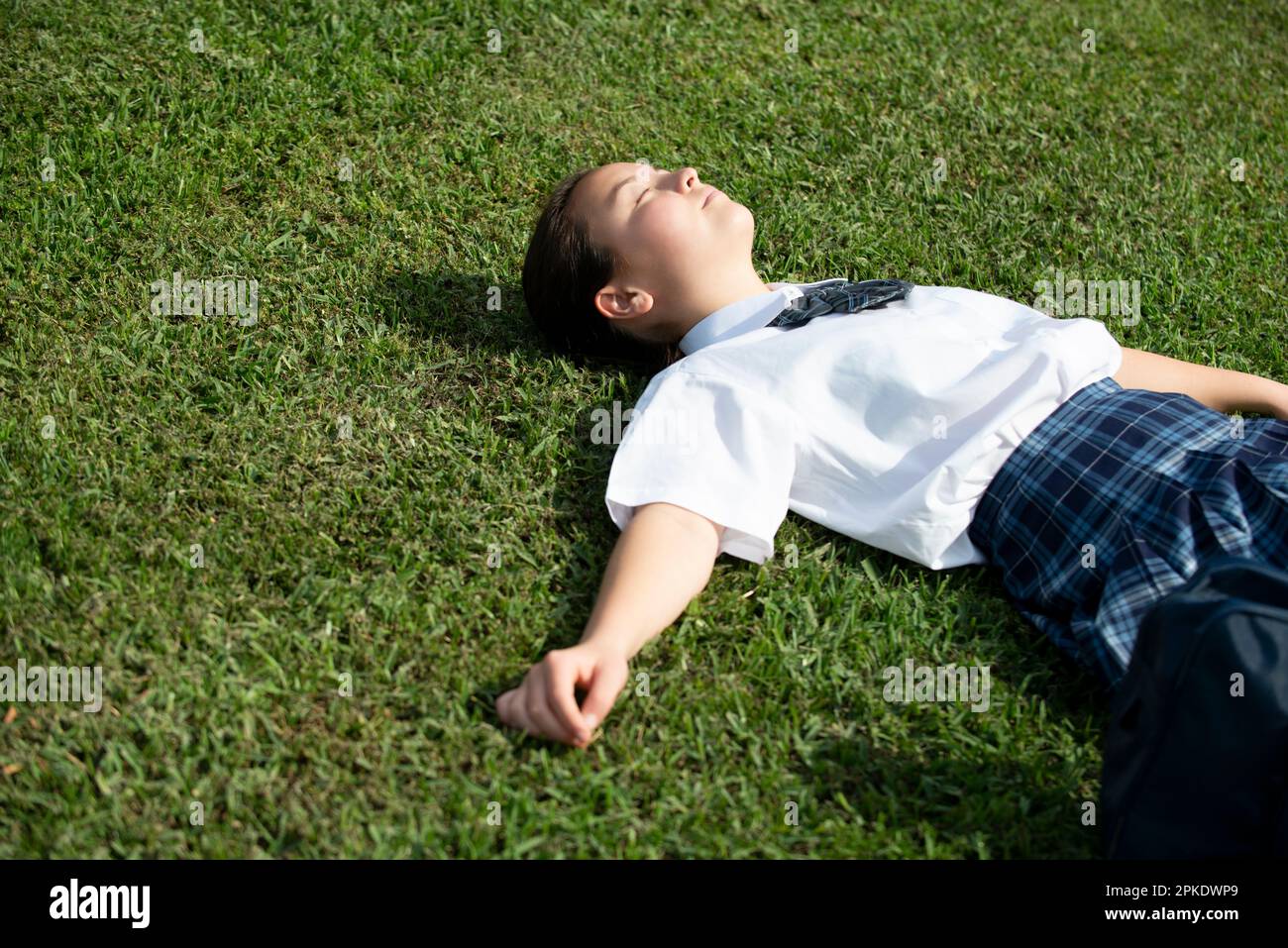 Schoolgirl uniform hi-res stock photography and images - Alamy