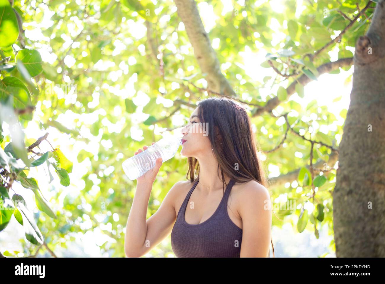 Outdoor drinking hi-res stock photography and images - Alamy