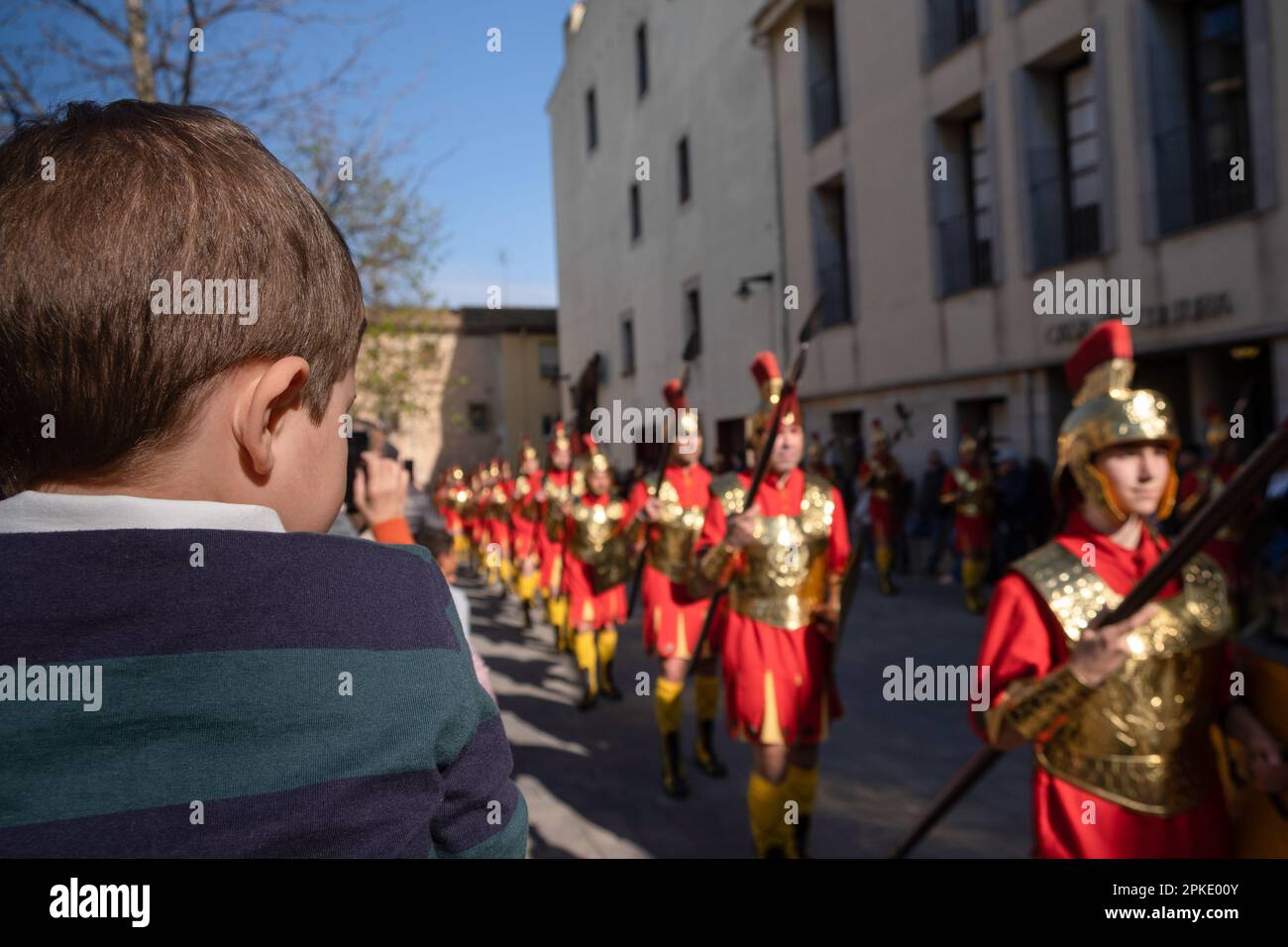 Verges, Spain. 06th Apr, 2023. A child is seen watching the parade of ...