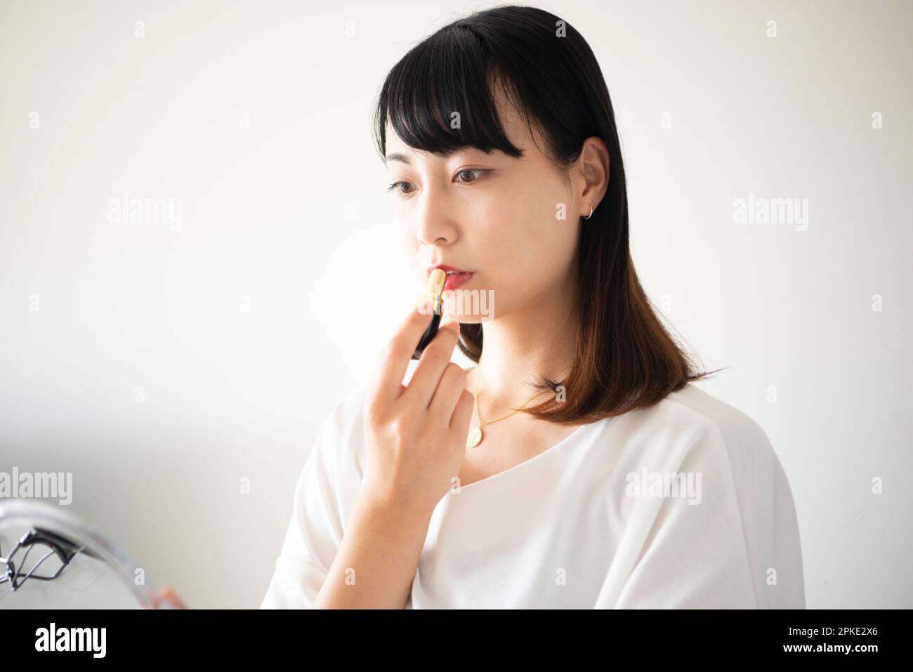 Pale lipstick hi-res stock photography and images - Alamy