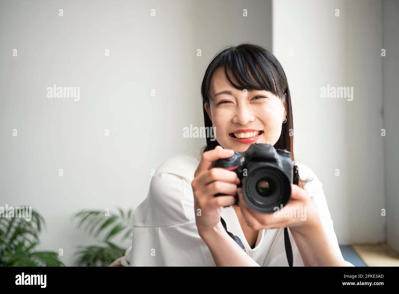 Cameraman woman hi-res stock photography and images - Alamy