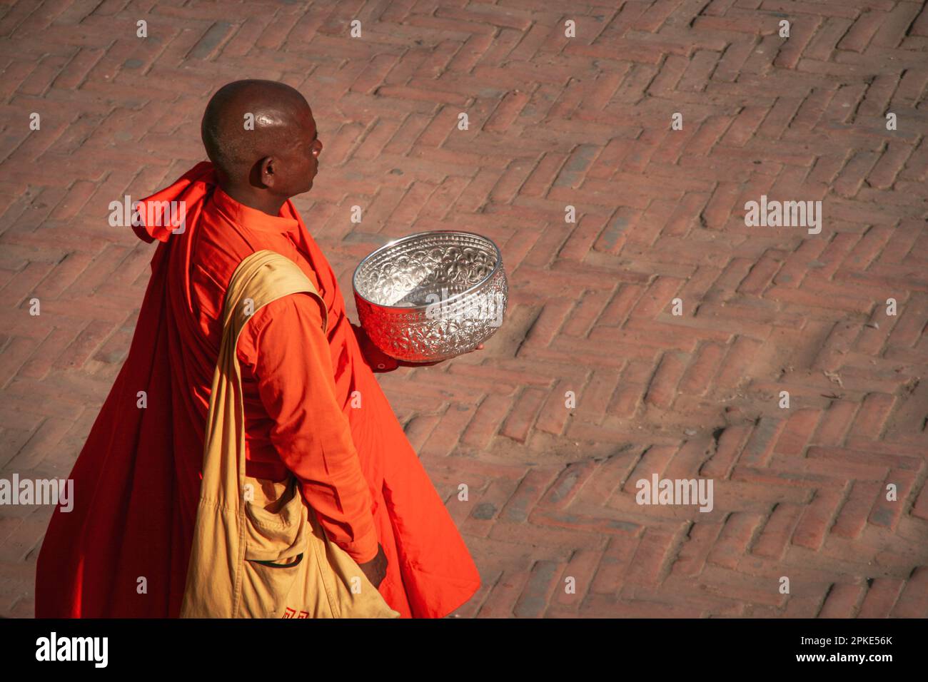 Alms nepal hi-res stock photography and images - Alamy