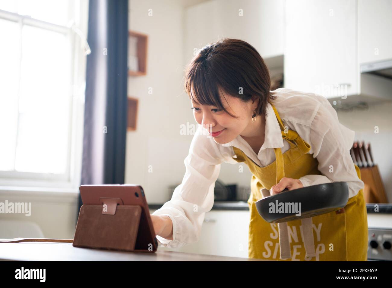 Searching recipe hi-res stock photography and images - Alamy