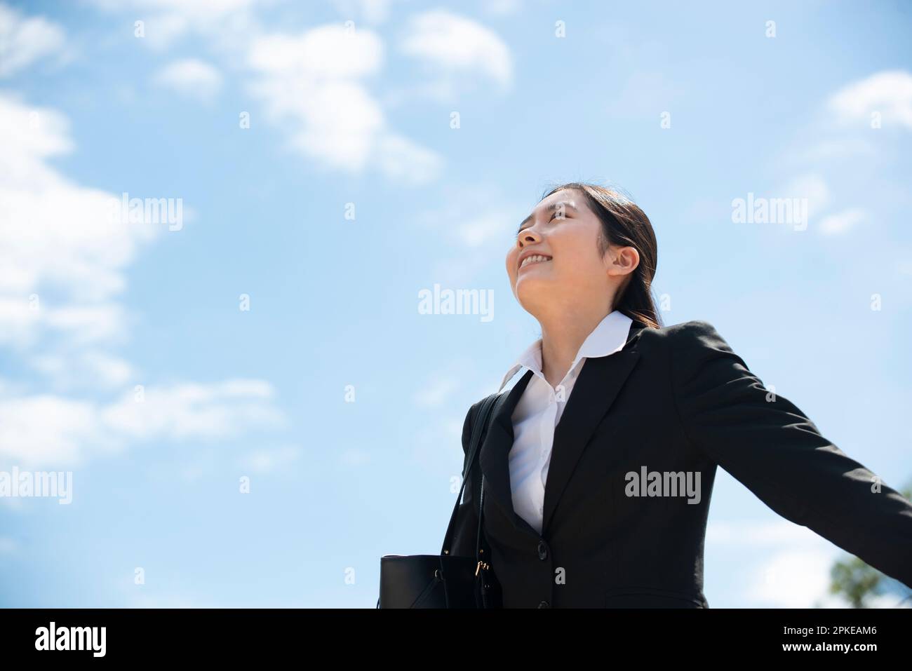 Deep breath and woman hi-res stock photography and images - Alamy