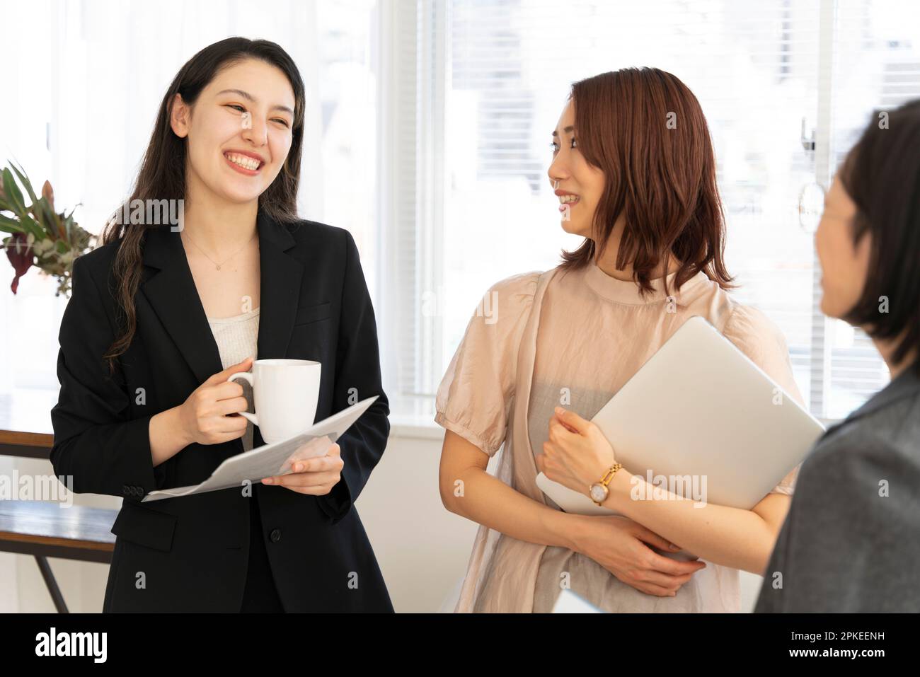 Office global hi-res stock photography and images - Alamy