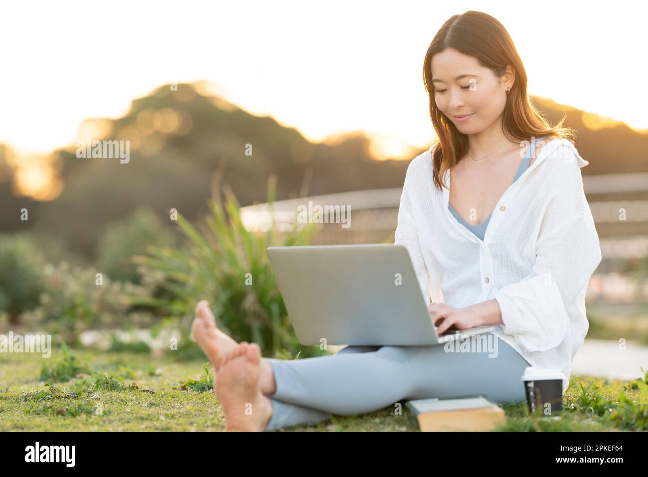 Woman light outside hi-res stock photography and images - Alamy