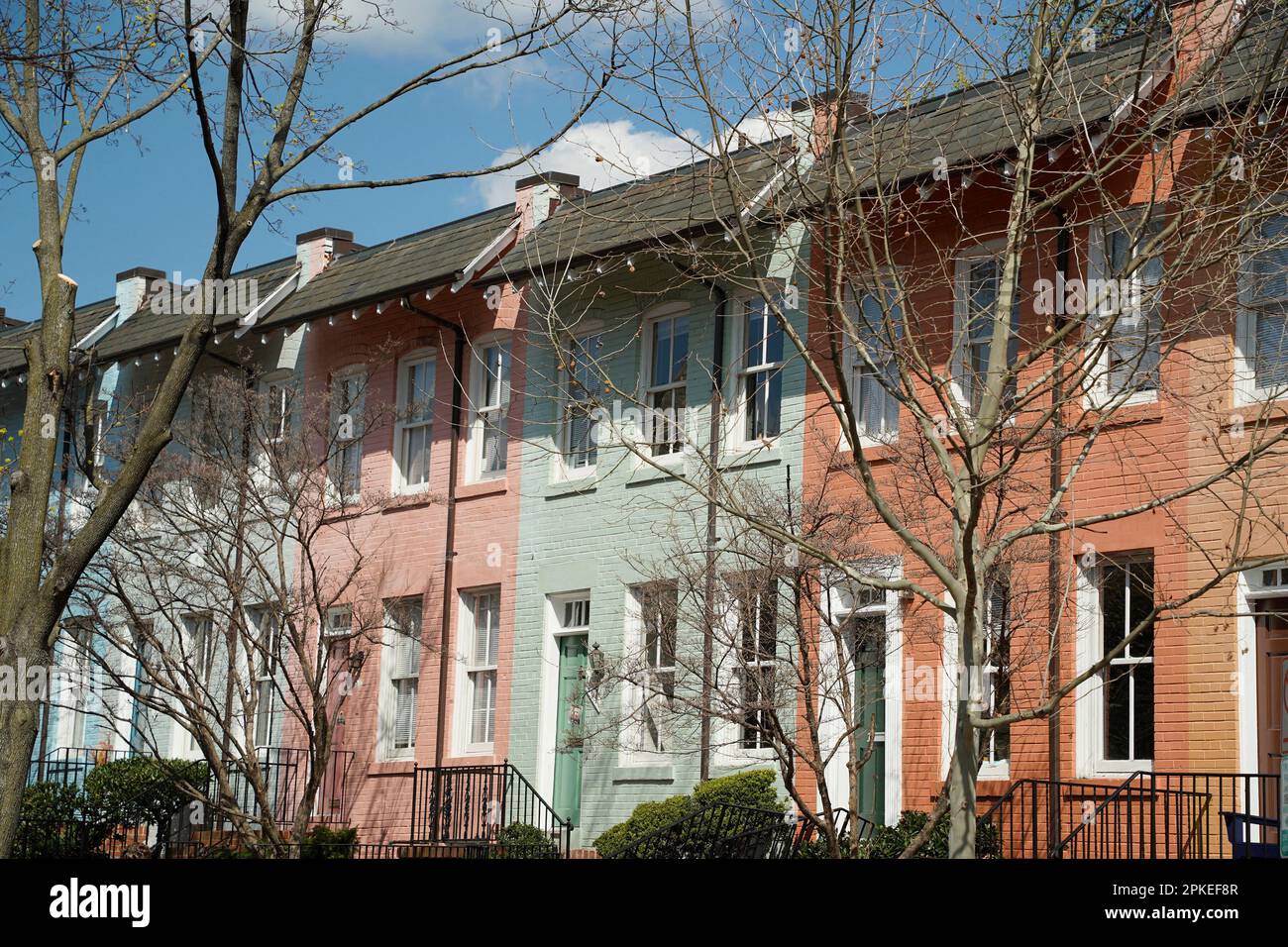 Georgetown neighborhood row houses hi-res stock photography and images ...