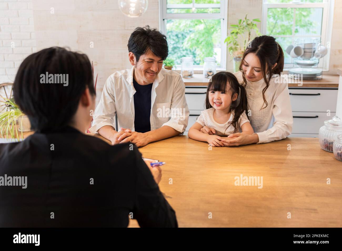 Interview japanese family hi-res stock photography and images - Alamy