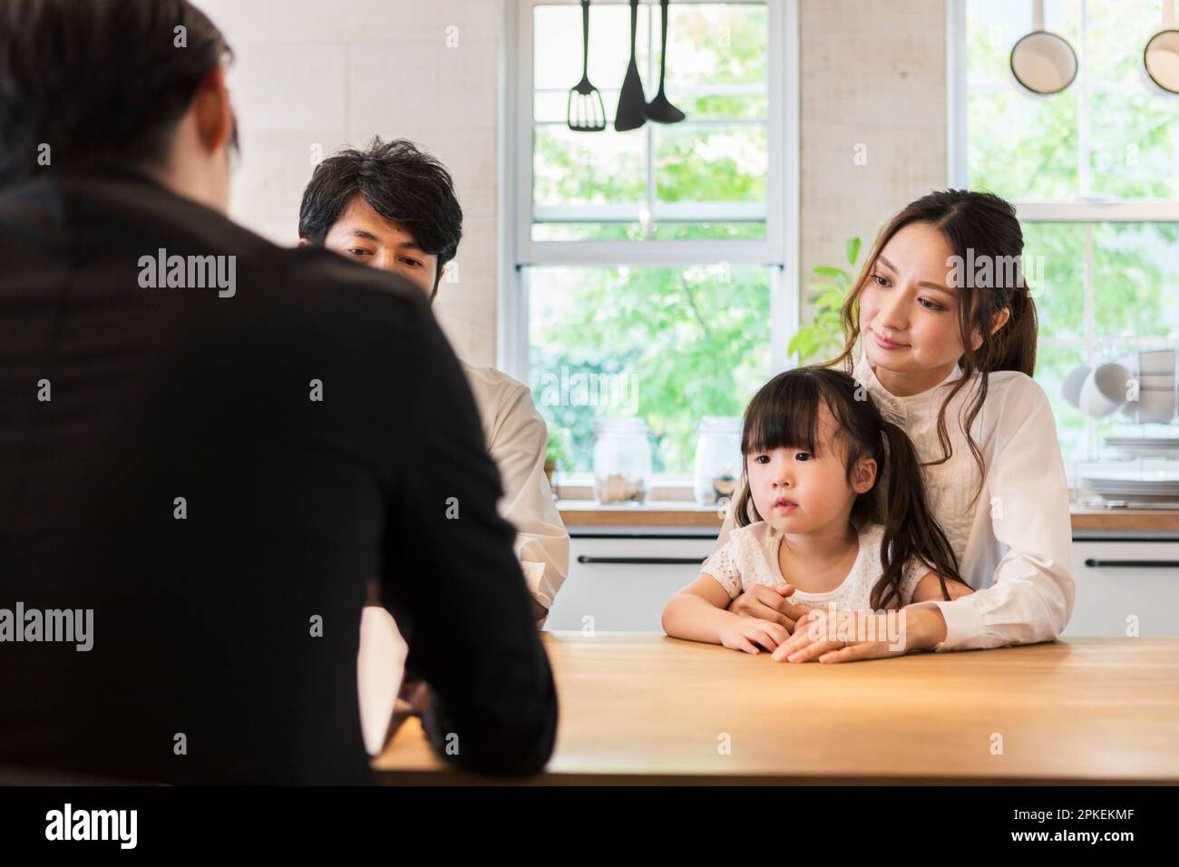Interview japanese family hi-res stock photography and images - Alamy
