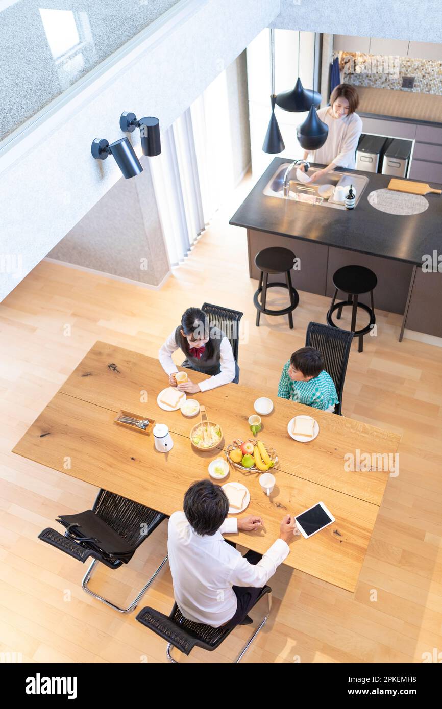 Family Eating Breakfast Stock Photo - Alamy