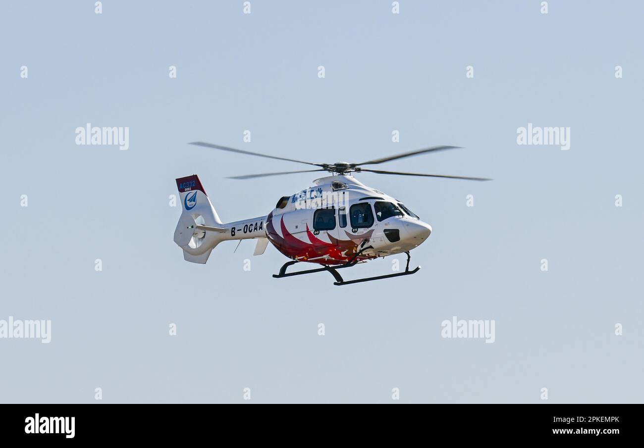 (230407) -- TIANJIN, April 7, 2023 (Xinhua) -- An AC332 twin-engine ...