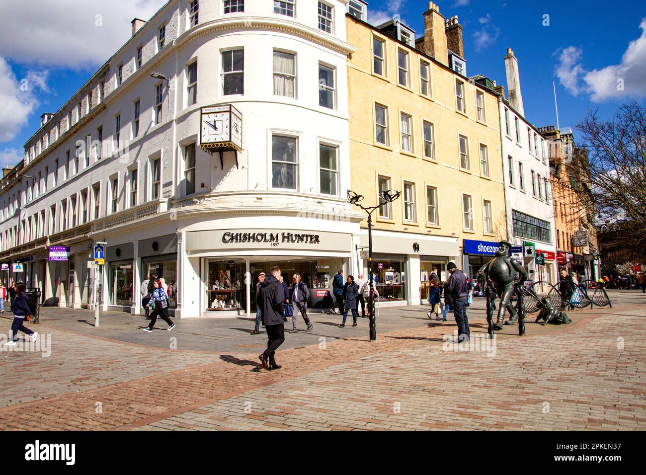 Spring sunshine in dundee hi-res stock photography and images - Alamy
