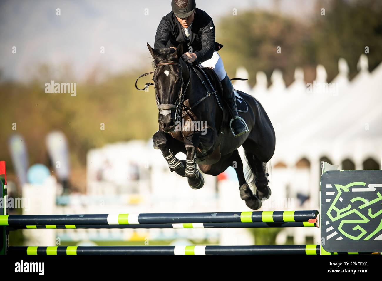 Kyle King of the United States competes during a Major League Show ...