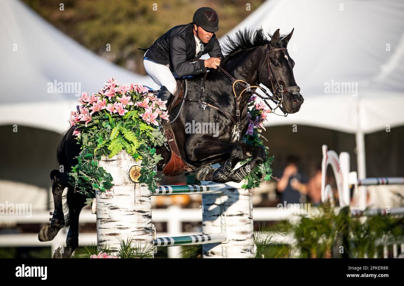 Kyle King of the United States competes during a Major League Show ...