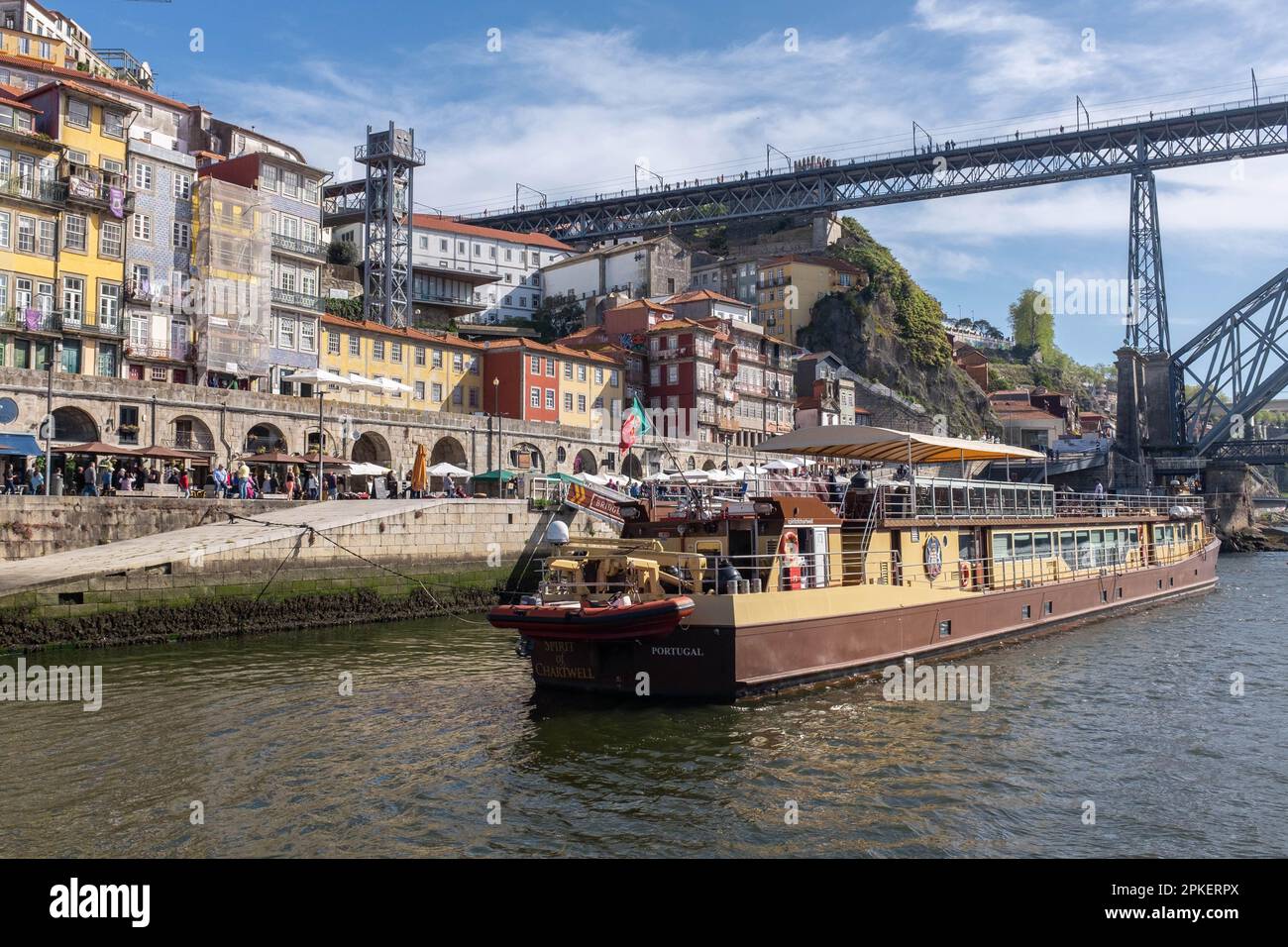 Porto landmarks hi-res stock photography and images - Alamy