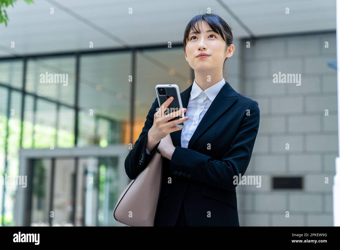 Job hunting hi-res stock photography and images - Alamy