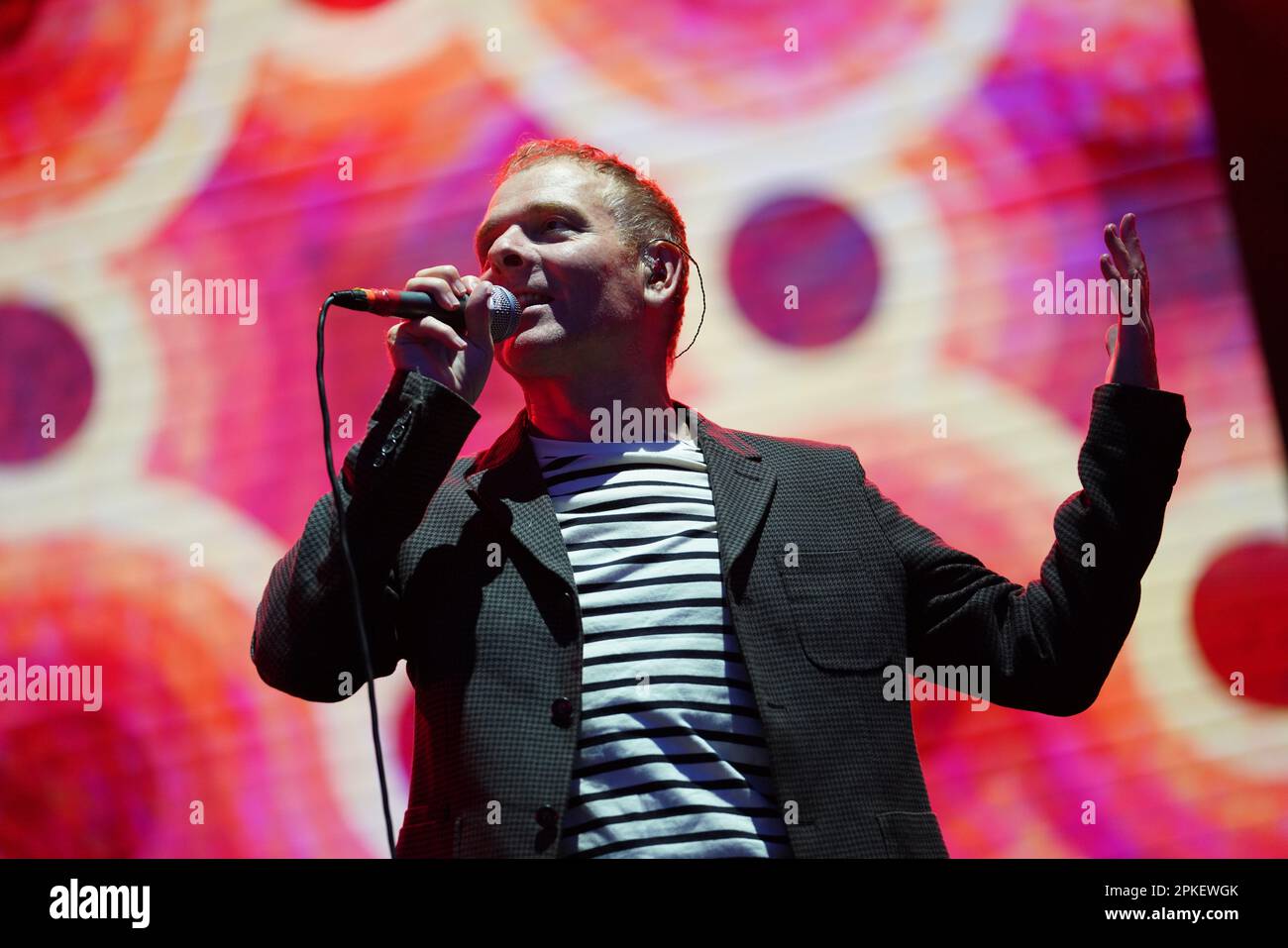 ISTANBUL, TURKIYE - SEPTEMBER 24, 2022: Belle and Sebastian Concert in Cheerz Festival Stock ...