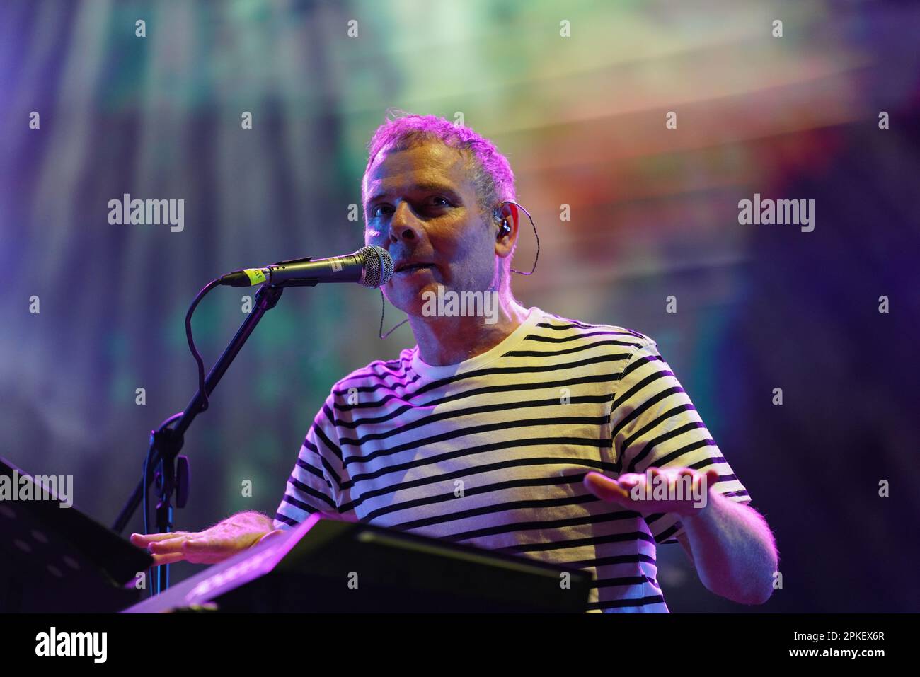 ISTANBUL, TURKIYE - SEPTEMBER 24, 2022: Belle and Sebastian Concert in Cheerz Festival Stock ...