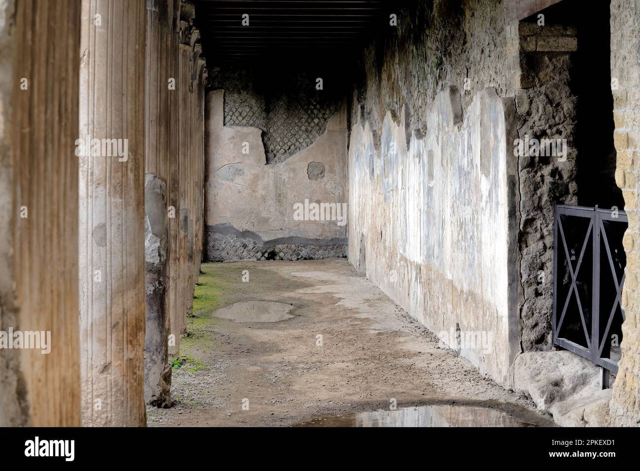 Restoration at herculaneum hi-res stock photography and images - Alamy