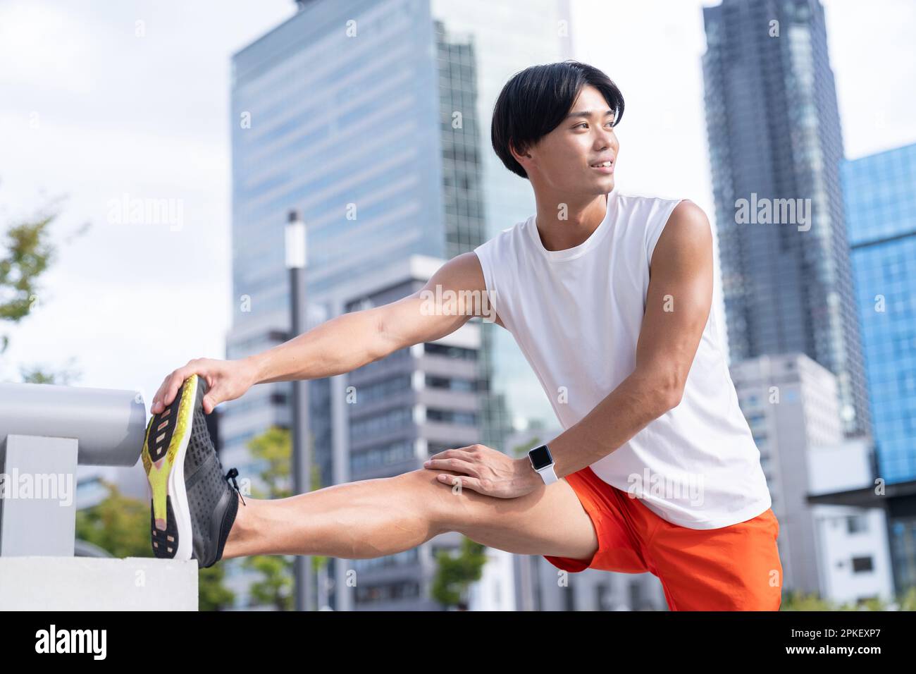 Man getting ready go hi-res stock photography and images - Alamy