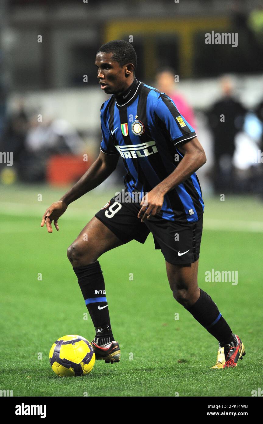 Samuel etoo inter 2010 hi-res stock photography and images - Alamy