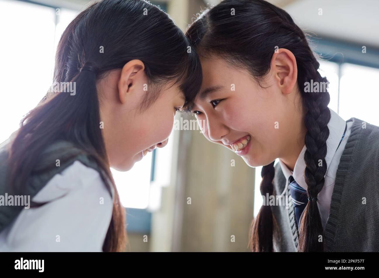 Two japanese high school girls hi-res stock photography and images - Alamy