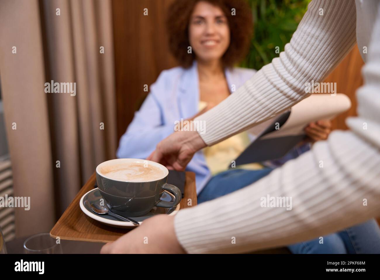Customer getting coffee hi-res stock photography and images - Alamy