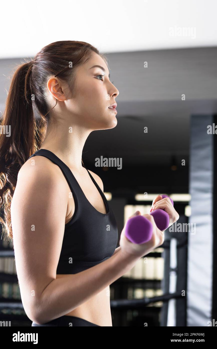 Women working out at the gym Stock Photo - Alamy